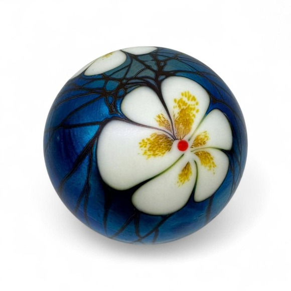 Art | Vintage 1976 S Smyers Northern Star Art Glass Paperweight Blue ...